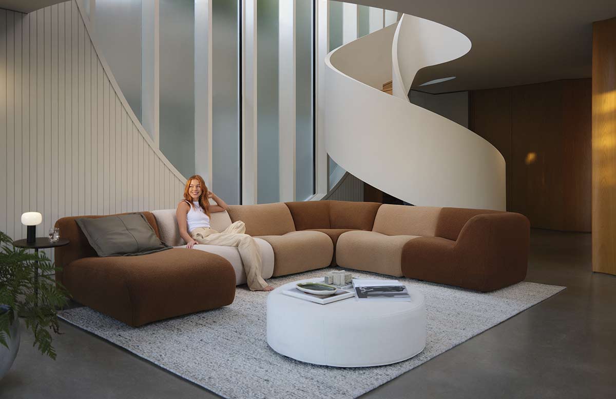 How to Embrace the Curved Furniture Trend | King Living