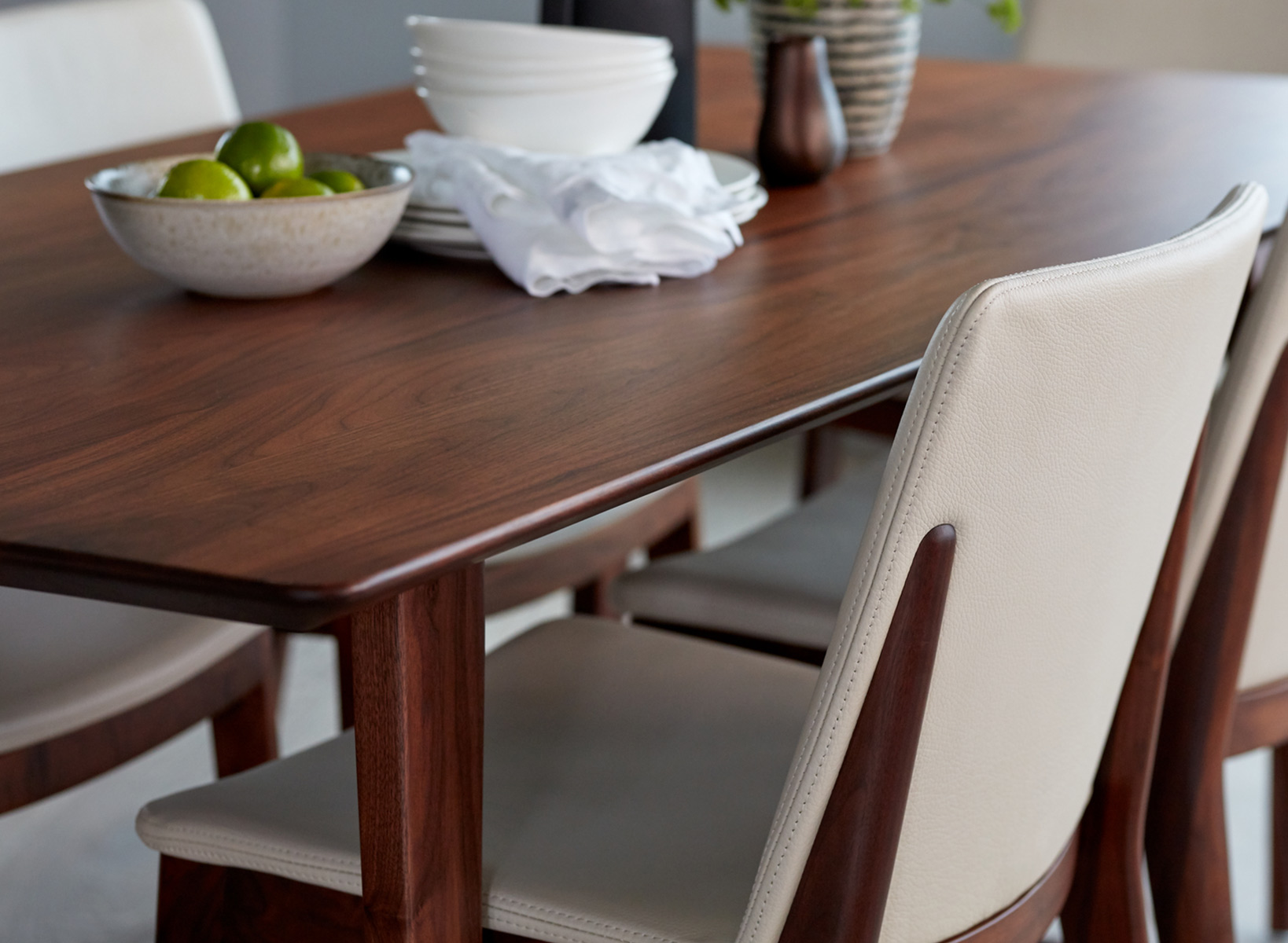 Dining Table Comparison | KING